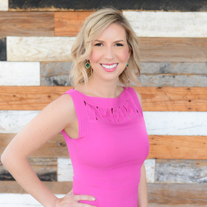 About Us – Astute Hoot